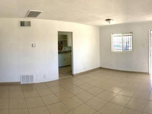 2025 2027 E Monterey Vis, Tucson, AZ 85713