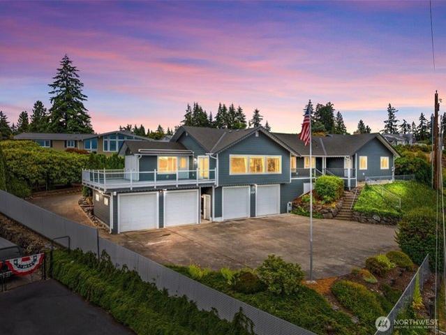 2025 5th St SE, Puyallup, WA 98372