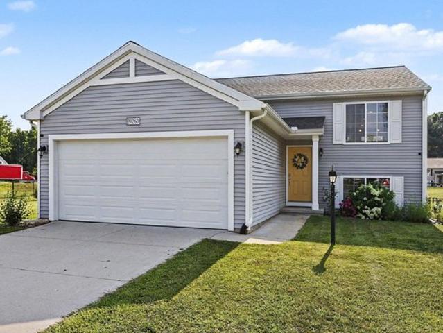 20260 Kiefer Way, South Bend, IN 46637