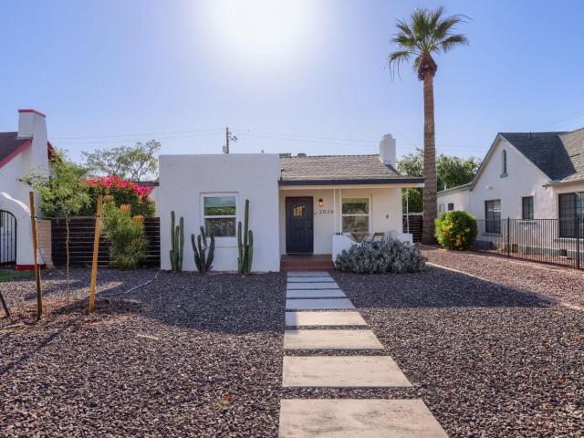 2026 N 23rd Pl, Phoenix, AZ 85006 | MLS #7018 | Compass