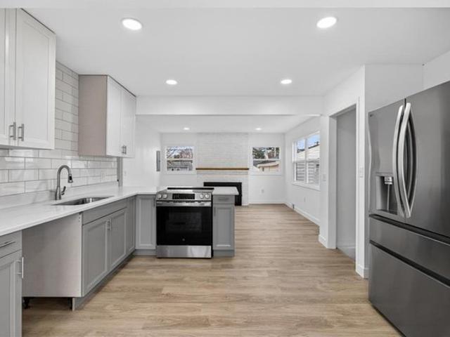 2026 Ames Ave E, Saint Paul, MN 55119