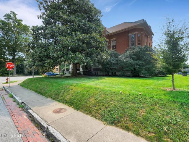 2026 Cherokee Pkwy APT A