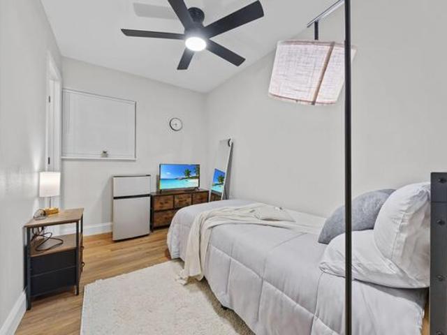 2026 RENO — Near KSC/SpaceX — 4 Baths 7+ PARKING! En Suite Rooms • All Utilities & WiFi Included • Move In Ready