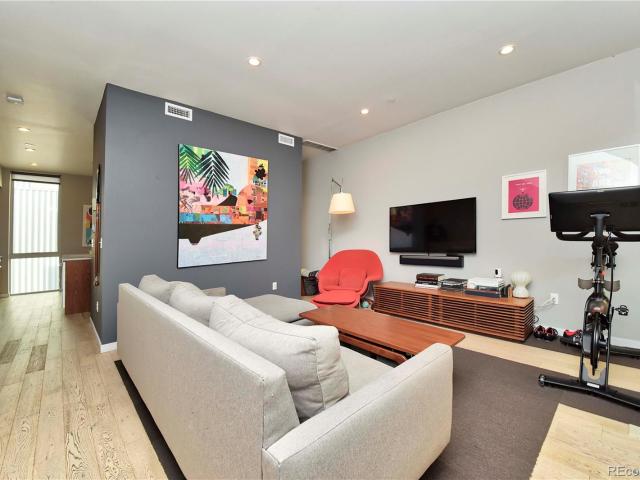 2026 W 33rd Avenue # 1