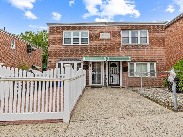 2027 Mayflower Avenue | Compass