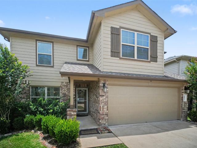 2027 Bravos Manor Lane