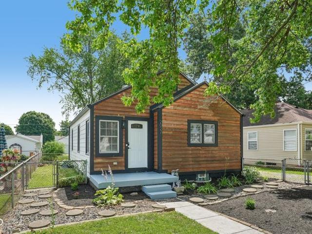 2027 Gerrard Ave, Speedway, IN 46224