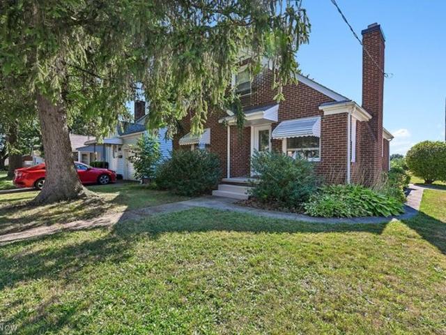 2027 Gibbs Ave NE, Canton, OH 44714