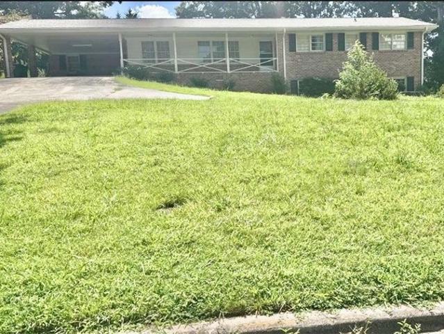 2027 Kensington High St SW, Lilburn, GA 30047