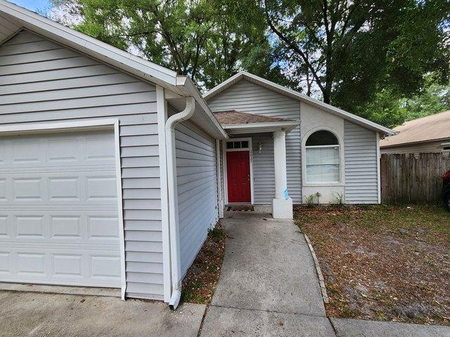 2027 SW 73rd St, Gainesville, FL 32607