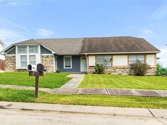 2027 Snowbird Dr, Harvey, LA 70058