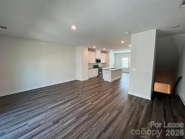 2027 Tears Lane