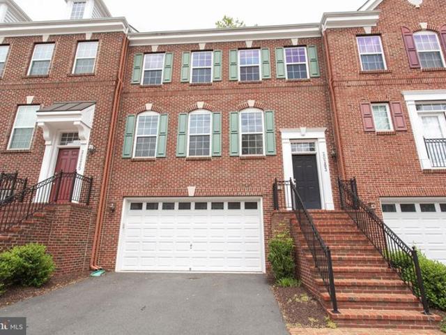 20283 Center Brook Sq, Sterling, VA 20165