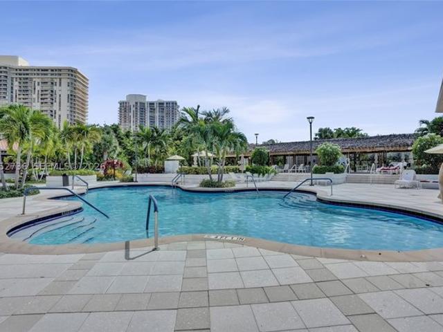 20281 E Country Club Dr Apt 1907, Aventura, FL 33180