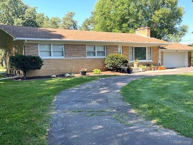 2028 Mile Rd, Ray Township, MI 48096
