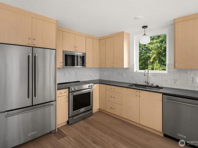2028 NE 123rd Street