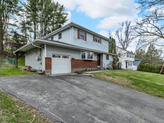 2028 Oakwood Drive