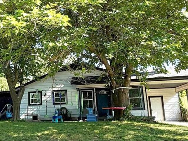 2028 E Jones St, Sherman, TX 75090