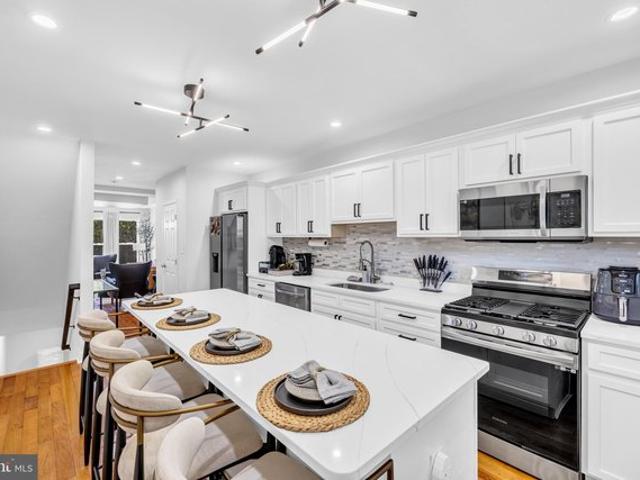 2028 E Preston St, Baltimore, MD 21213