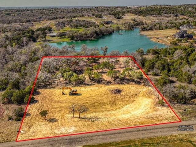 2028 Little Valley Ct, Weatherford, TX 76087