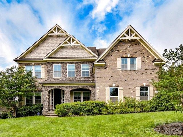 2028 Perry Pond Dr, Waxhaw, NC 28173