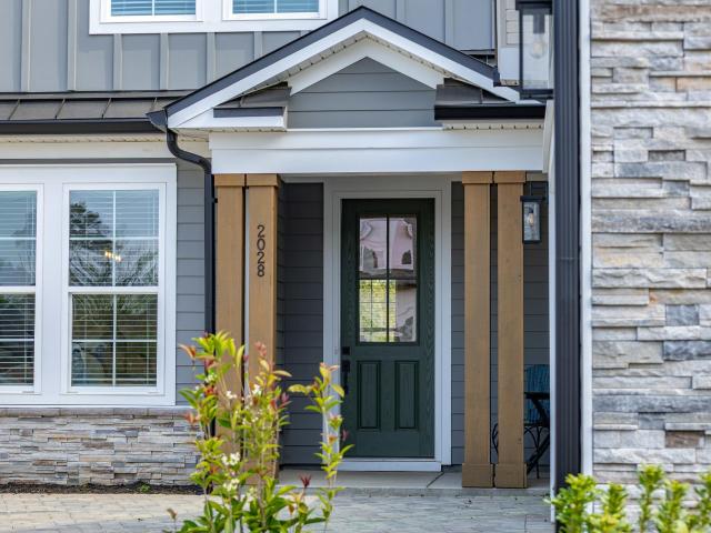 2028 Shallow Bluff Court