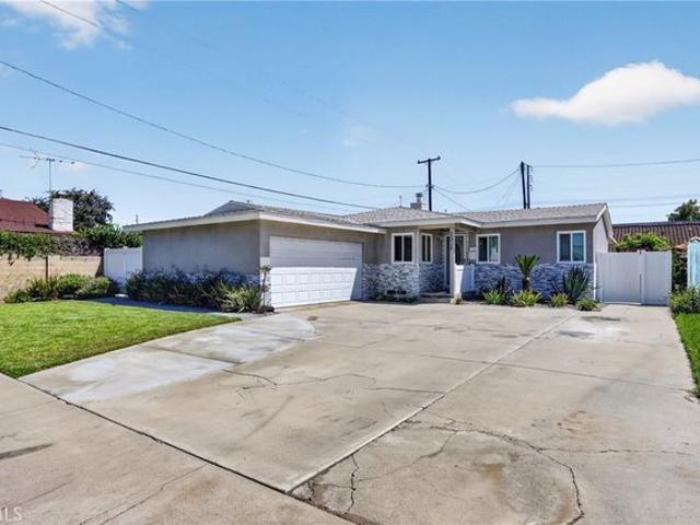 2028 W Midwood Ln, Anaheim, CA 92804
