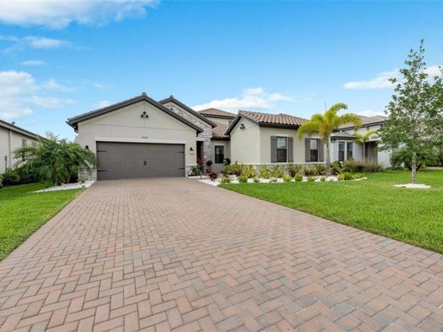 2028 Woodleaf Hammock Ct, Bradenton, FL 34211