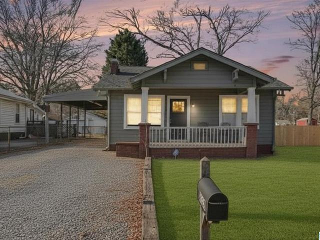2028 28th Ave N, Hueytown, AL 35023