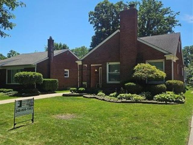 20296 Damman St, Harper Woods, MI 48225