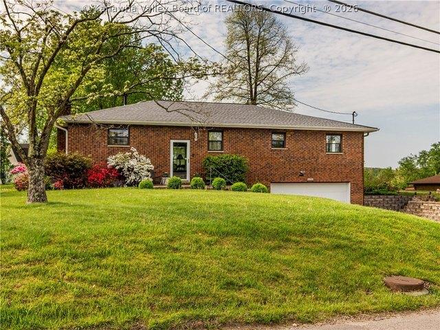 2029 Mount Vernon Rd, Hurricane, WV 25526
