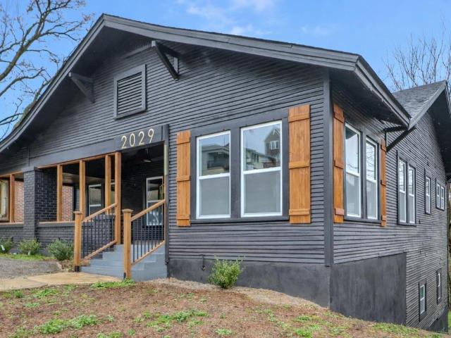 2029 Eufaula Avenue