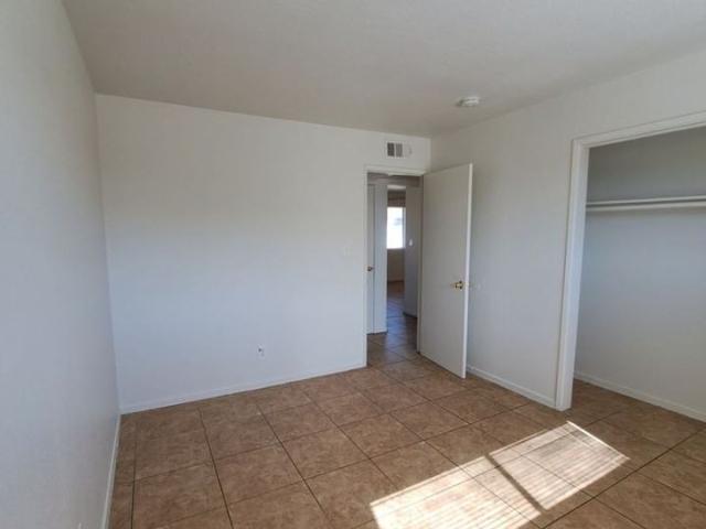 2029 E Pontiac 3 Bedroom Apartment for Rent at 2029 E Pontiac Way, Fresno, CA 93726 McLane