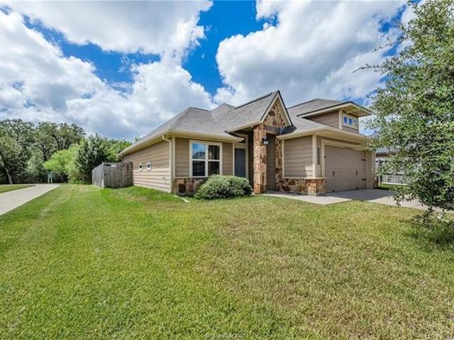 2029 Jester Trl, Bryan, TX 77807