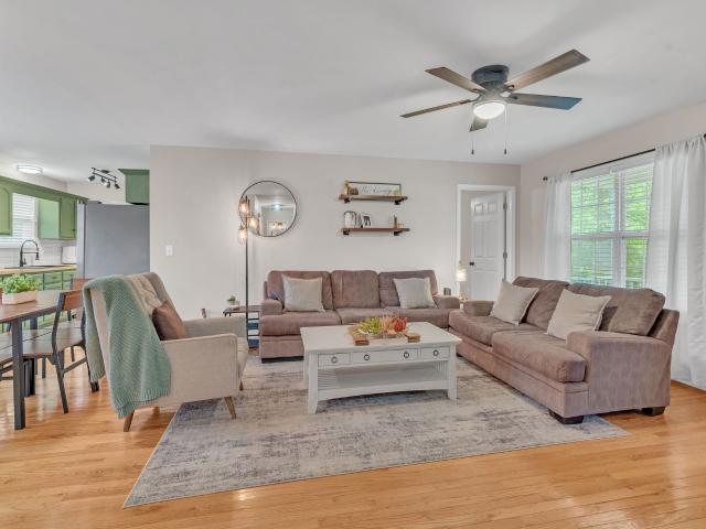 2029 Sunday Silence Dr