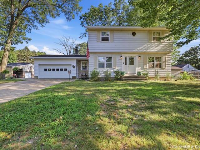 2029 Southland Dr, Muskegon, MI 49442
