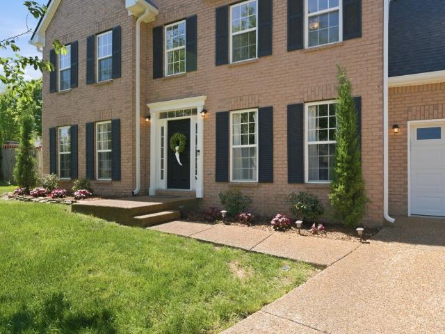 2029 Trenton Dr