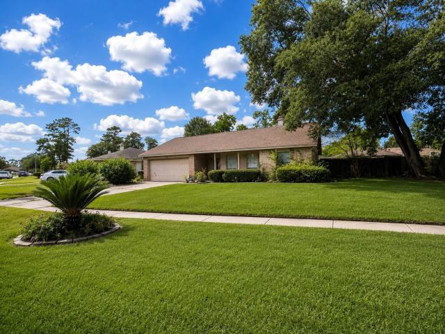 20203 Fox Stone Lane