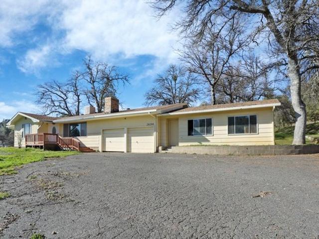 20200 Tuolumne Rd N, Tuolumne, CA 95379
