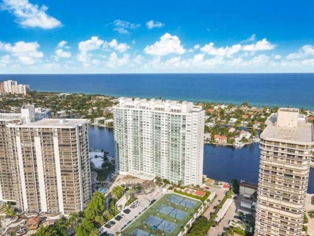 20201 Country Club Dr E #308, Aventura, FL 33180