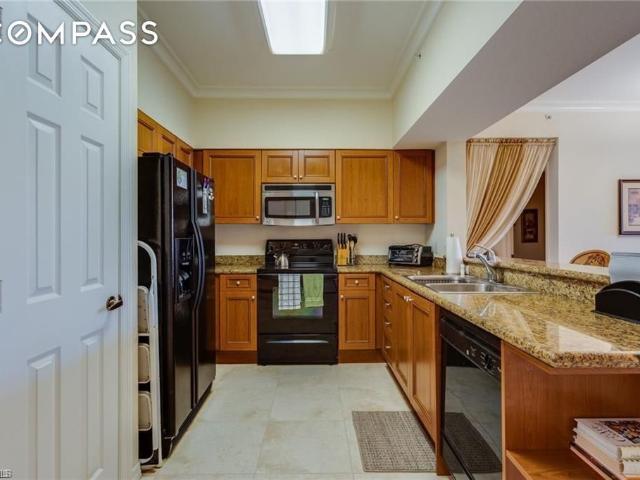 20201 Estero Gardens Cir 104, Estero, FL