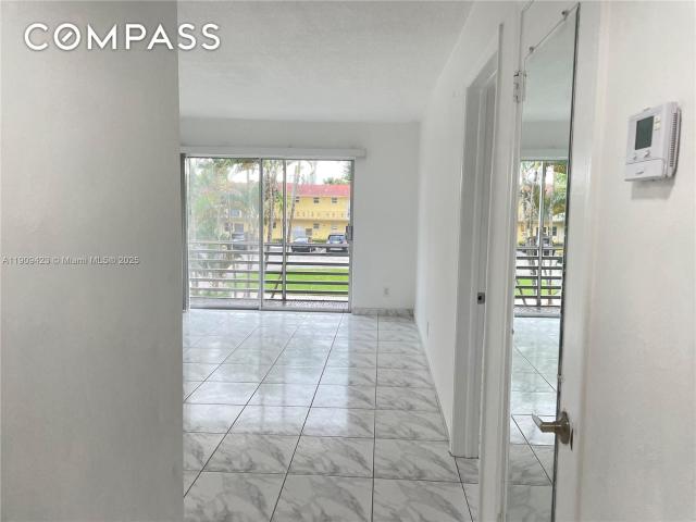20201 NE 29th Ct D221, Aventura, FL