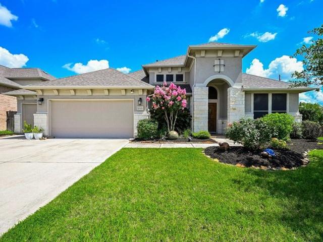 20202 Sienna Bluff Dr, Cypress, TX 77433