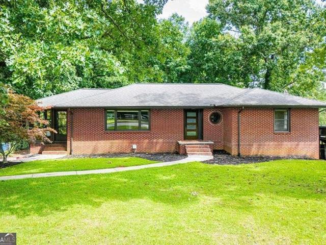 2020 Maple St, Villa Rica, GA 30117