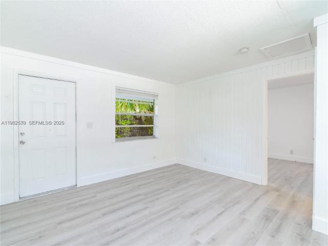 2020 Miami Rd B, Fort Lauderdale, FL