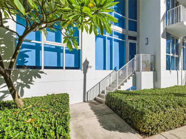 2020 N Bayshore Dr, Unit TH103, Miami, FL 33137 | MLS #A11907