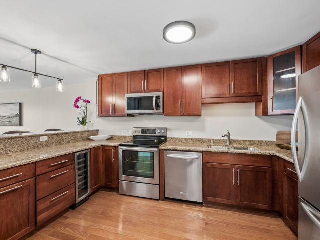 2020 N Lincoln Park West # 24K
