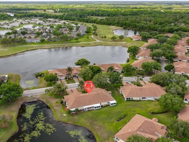 2020 Nantucket Dr, Sun City Center, FL 33573