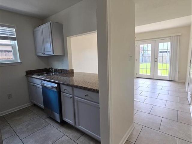 2020 Athania Parkway