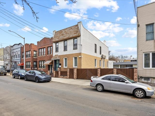 2020 Bleecker Street